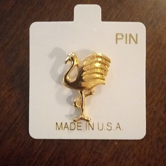 Jewelry | 110 Flamingo Pin | Poshmark